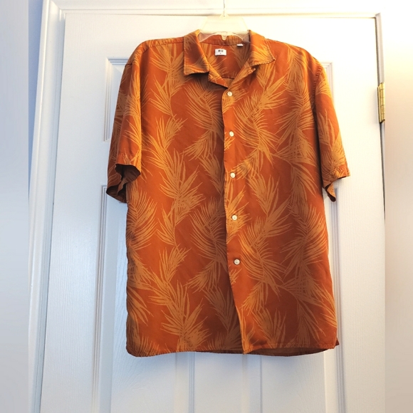 Uniqlo | Shirts | Hawaiian Style Uniqlo Mens Shirts Szm Rust Orange ...